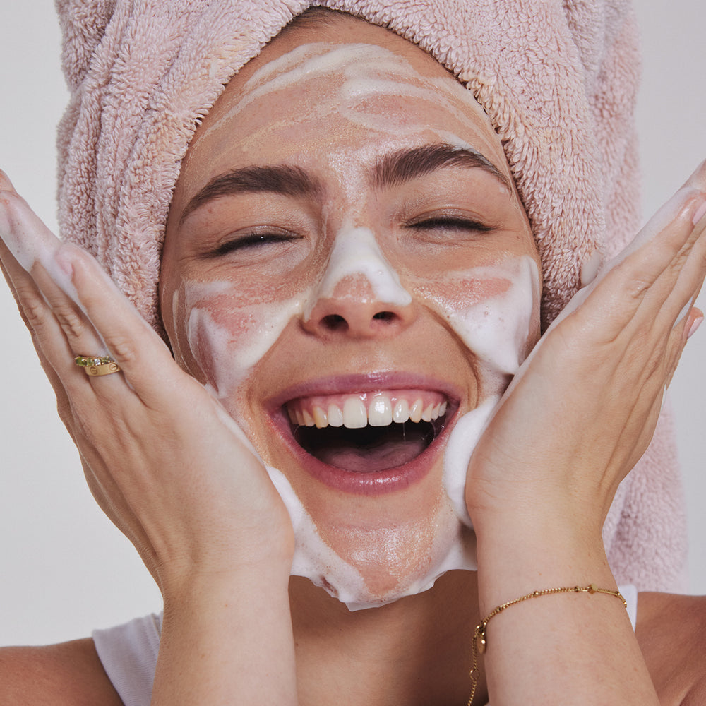 Properly Clean | Facial Cleanser | Go-To Skin Care